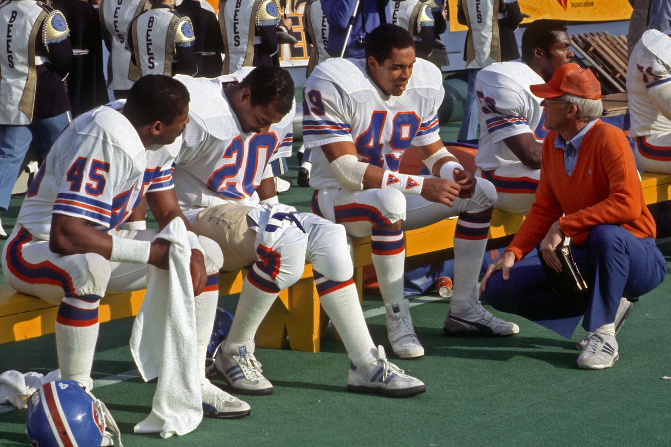 Horse Tracks: Legendary NFL coach Joe Collier passes away at age 91 ...